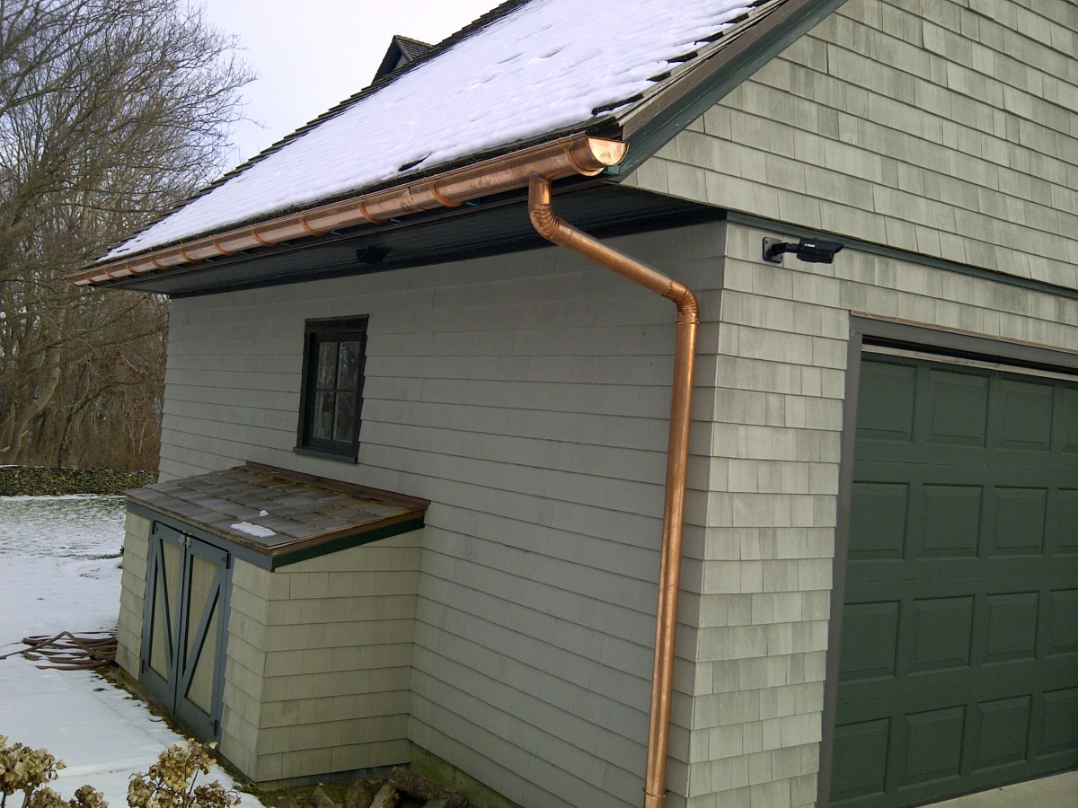 On-Site Manufacturing and Installation of Gutters in Rhode Island