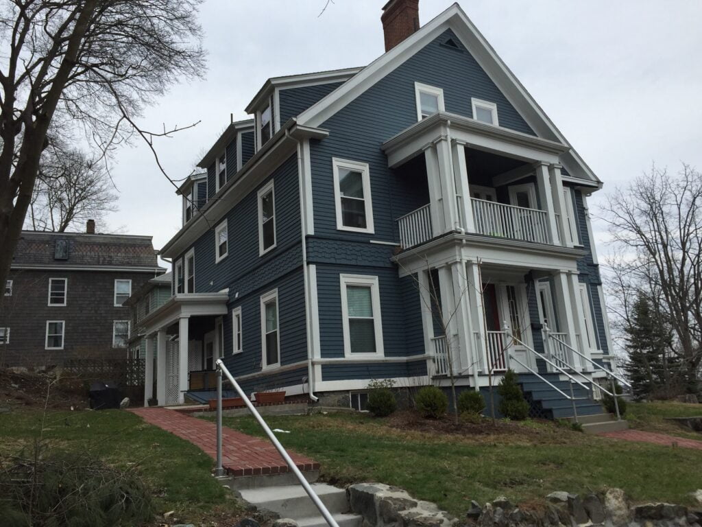 Gutter Pro Enterprises - SnapLock Seamless Gutter System with ...